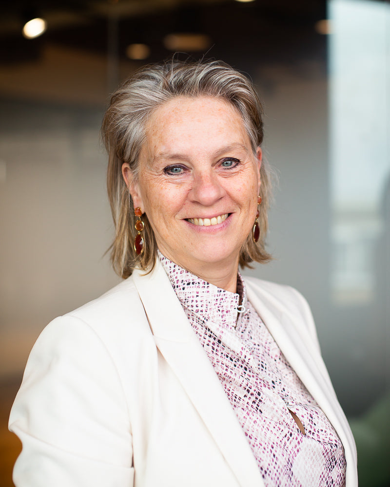 Powervrouw Josette Dijkhuizen – Ted Louise